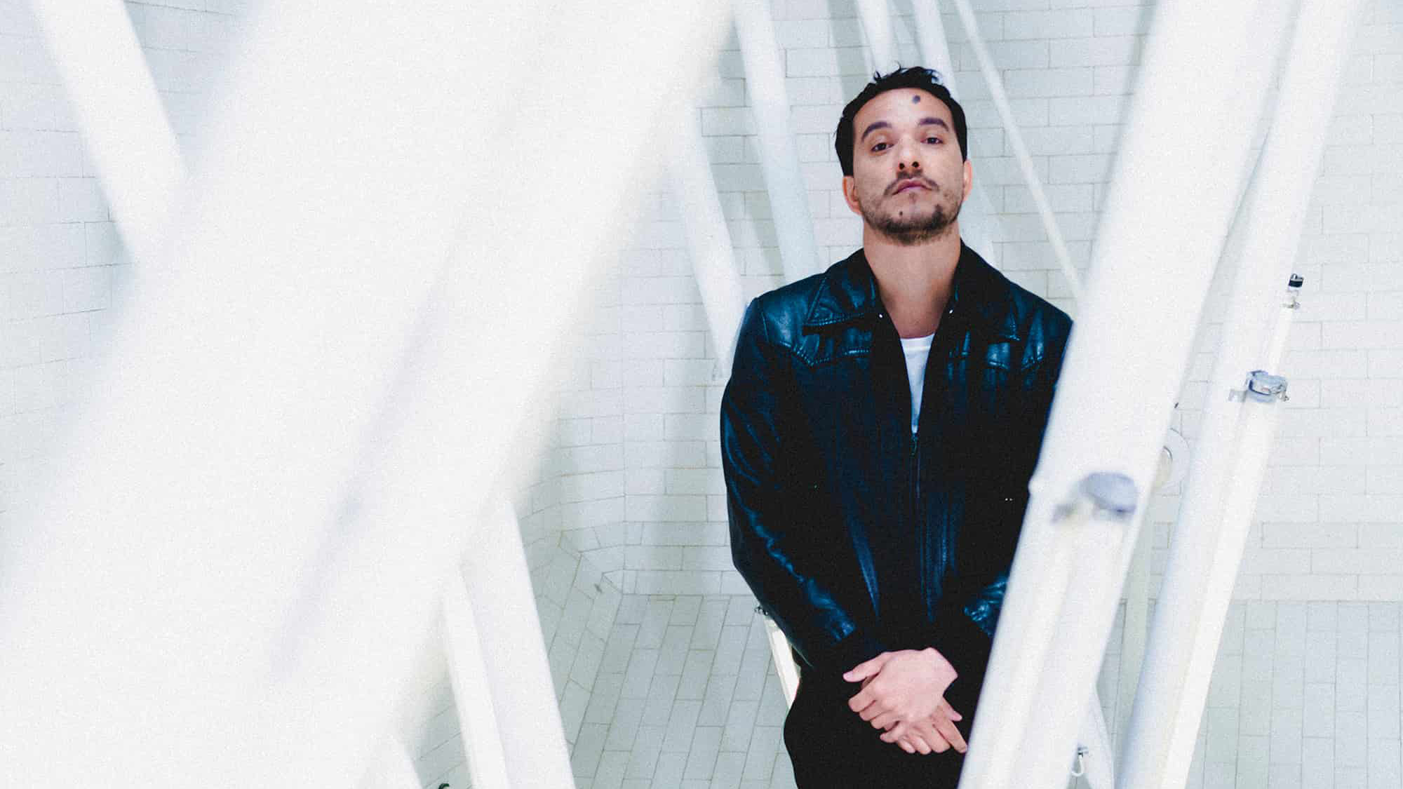 Malik Djoudi : « Je me laisse guider par ma fragilité et ma sensibilité ...